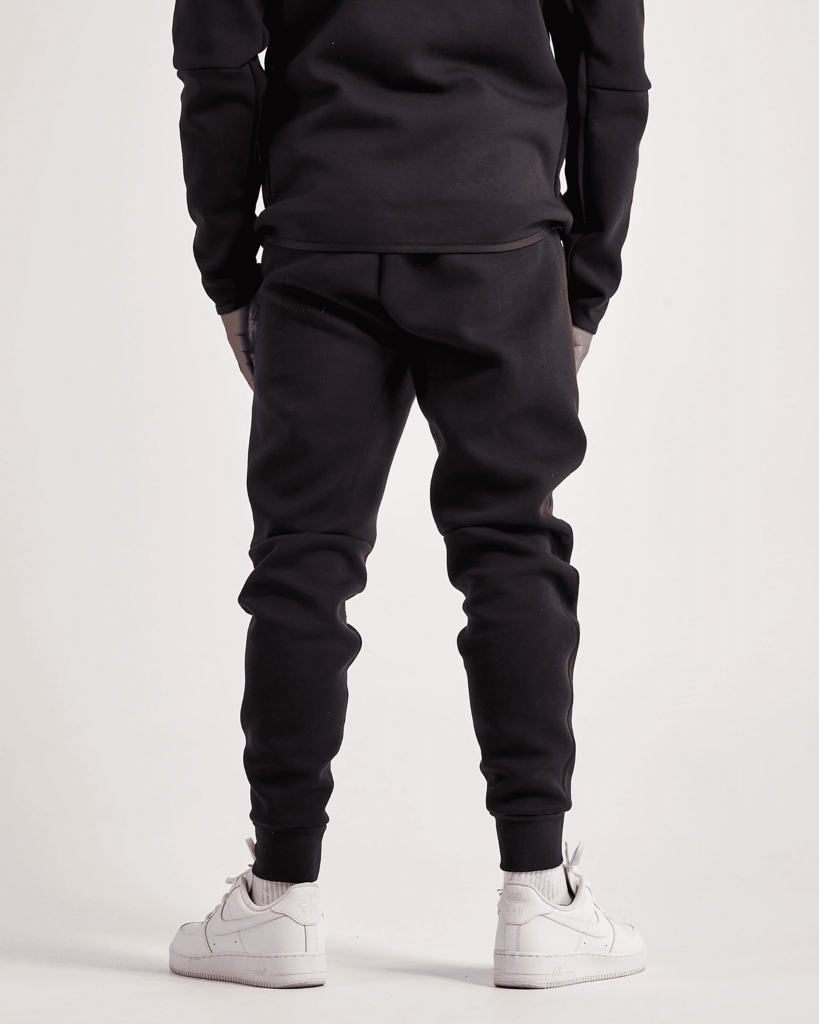 Штани чоловічі Nike Tech Fleece FB8002-010 чорні » CROSS UP